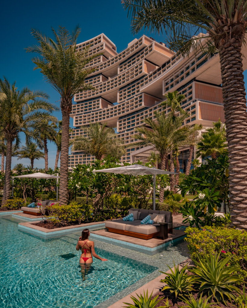 Atlantis The Palm or Atlantis The Royal ? - Which Dubai hotel is better ...