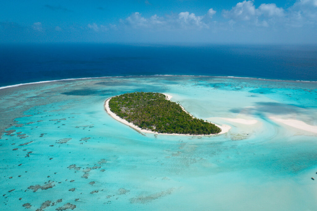 Cook Islands Guide: Aitutaki & Rarotonga Travel - Voyagefox
